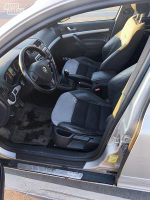 Pelēks Skoda Octavia 2007 Palanga, ar dzinēja tilpumu 2.00 L un nobraukumu 379 tūkst. km par 2999 €, foto 8 vietnē AUTOMOTO.COM.LV