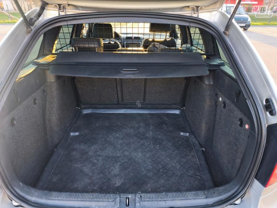 Pelēks Skoda Octavia 2007 Palanga, ar dzinēja tilpumu 2.00 L un nobraukumu 379 tūkst. km par 2999 €, foto 10 vietnē AUTOMOTO.COM.LV