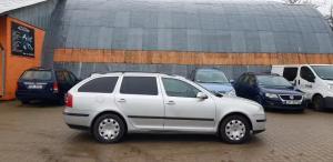 Pelēks Skoda Octavia 2007 Valmiera, ar dzinēja tilpumu 1.90 L un nobraukumu 345 tūkst. km par 1300 €, foto 3 vietnē AUTOMOTO.COM.LV