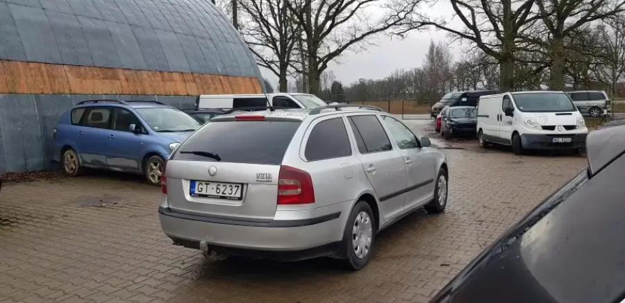 Pelēks Skoda Octavia 2007 Valmiera, ar dzinēja tilpumu 1.90 L un nobraukumu 345 tūkst. km par 1300 €, foto 4 vietnē AUTOMOTO.COM.LV