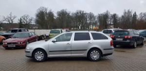 Pelēks Skoda Octavia 2007 Valmiera, ar dzinēja tilpumu 1.90 L un nobraukumu 345 tūkst. km par 1300 €, foto 7 vietnē AUTOMOTO.COM.LV