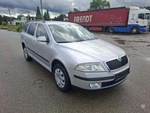 Grey Skoda Octavia 2007 in Prienai, with an engine capacity of 1.90 L and mileage of 253 thousand km for 2200 €, photo  on AUTOMOTO.COM.LV