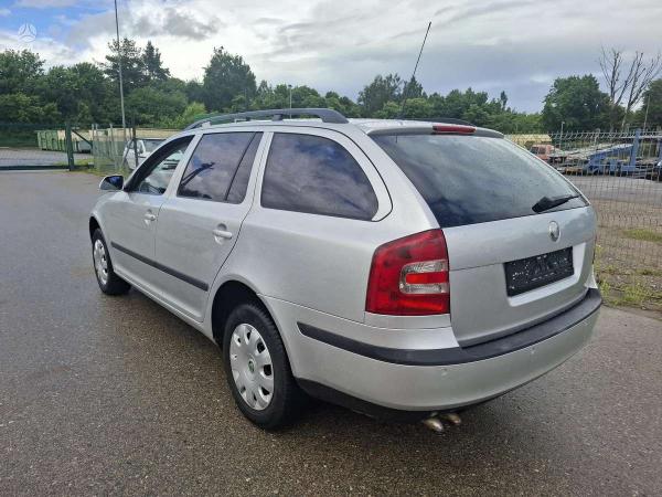 Grey Skoda Octavia 2007 in Prienai, with an engine capacity of 1.90 L and mileage of 253 thousand km for 2200 €, photo 3 on AUTOMOTO.COM.LV