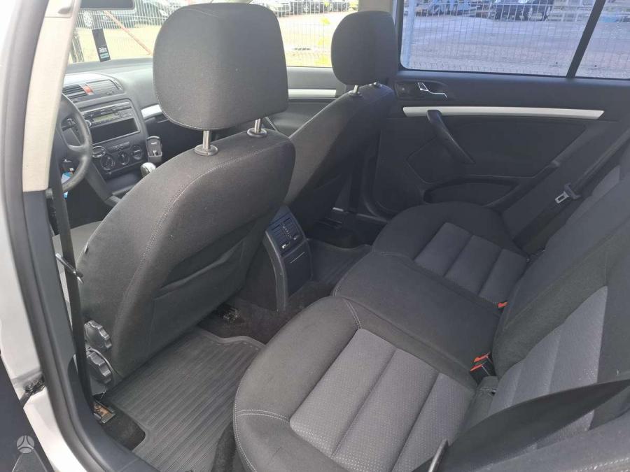 Grey Skoda Octavia 2007 in Prienai, with an engine capacity of 1.90 L and mileage of 253 thousand km for 2200 €, photo 10 on AUTOMOTO.COM.LV