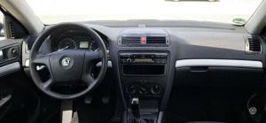 Grey Skoda Octavia 2007 in Marijampole, with an engine capacity of 1.60 L and mileage of 0 thousand km for 2499 €, photo 15 on AUTOMOTO.COM.LV