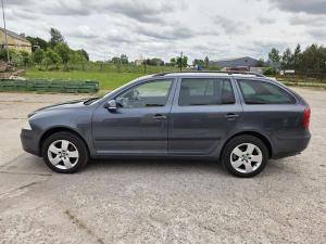 Grey Skoda Octavia 2007 in Klaipeda, with an engine capacity of 1.97 L and mileage of 280 thousand km for 1800 €, photo  on AUTOMOTO.COM.LV