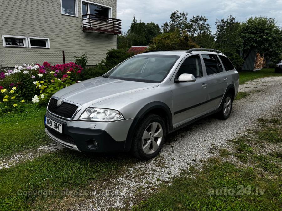 Pelēks Skoda Octavia 2007 Tallina, ar dzinēja tilpumu 2.00 L un nobraukumu 316 tūkst. km par 2499 €, foto 1 vietnē AUTOMOTO.COM.LV