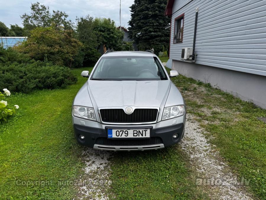 Pelēks Skoda Octavia 2007 Tallina, ar dzinēja tilpumu 2.00 L un nobraukumu 316 tūkst. km par 2499 €, foto 3 vietnē AUTOMOTO.COM.LV