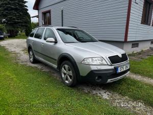 Pelēks Skoda Octavia 2007 Tallina, ar dzinēja tilpumu 2.00 L un nobraukumu 316 tūkst. km par 2499 €, foto 4 vietnē AUTOMOTO.COM.LV