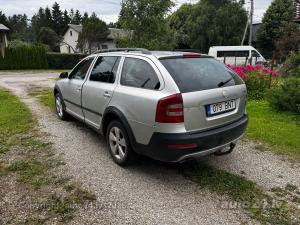 Pelēks Skoda Octavia 2007 Tallina, ar dzinēja tilpumu 2.00 L un nobraukumu 316 tūkst. km par 2499 €, foto 7 vietnē AUTOMOTO.COM.LV
