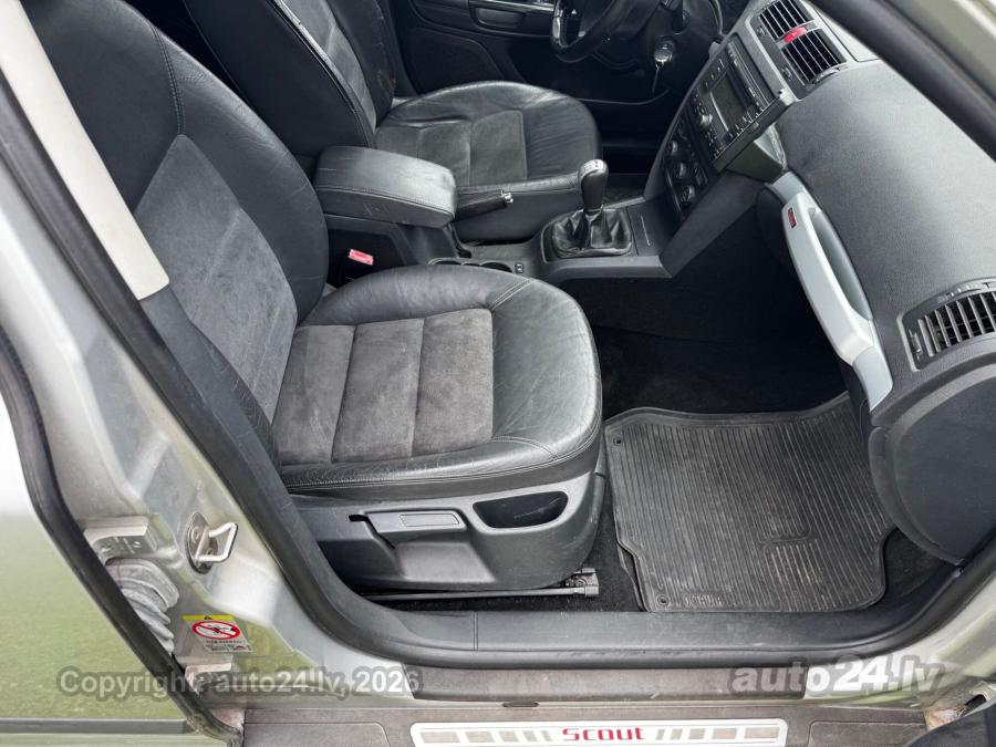 Pelēks Skoda Octavia 2007 Tallina, ar dzinēja tilpumu 2.00 L un nobraukumu 316 tūkst. km par 2499 €, foto 11 vietnē AUTOMOTO.COM.LV