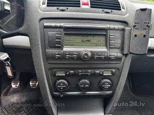 Pelēks Skoda Octavia 2007 Tallina, ar dzinēja tilpumu 2.00 L un nobraukumu 316 tūkst. km par 2499 €, foto 14 vietnē AUTOMOTO.COM.LV