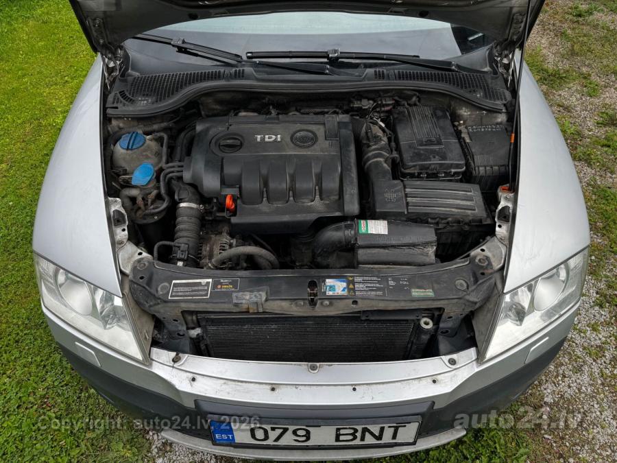 Pelēks Skoda Octavia 2007 Tallina, ar dzinēja tilpumu 2.00 L un nobraukumu 316 tūkst. km par 2499 €, foto 17 vietnē AUTOMOTO.COM.LV