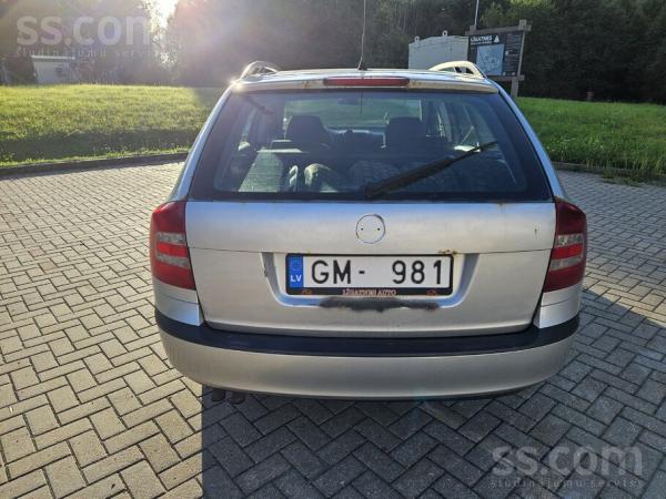 Pelēks Skoda Octavia 2007 Cēsis, ar dzinēja tilpumu 1.90 L un nobraukumu 430 tūkst. km par 750 €, foto 5 vietnē AUTOMOTO.COM.LV