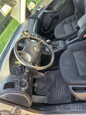Pelēks Skoda Octavia 2007 Cēsis, ar dzinēja tilpumu 1.90 L un nobraukumu 430 tūkst. km par 750 €, foto 7 vietnē AUTOMOTO.COM.LV