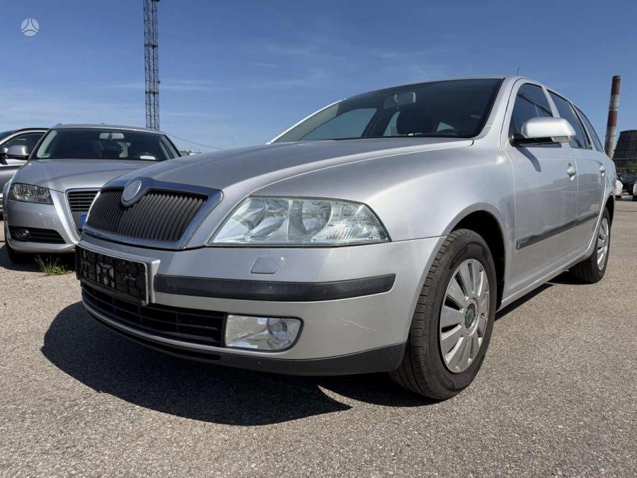 Grey Skoda Octavia 2007 in Kaunas, with an engine capacity of 1.90 L and mileage of 287 thousand km for 2250 €, photo 1 on AUTOMOTO.COM.LV