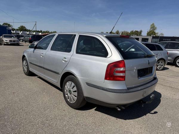 Pelēks Skoda Octavia 2007 Kauņa, ar dzinēja tilpumu 1.90 L un nobraukumu 287 tūkst. km par 2250 €, foto 3 vietnē AUTOMOTO.COM.LV