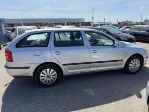 Grey Skoda Octavia 2007 in Kaunas, with an engine capacity of 1.90 L and mileage of 287 thousand km for 2250 €, photo 6 on AUTOMOTO.COM.LV