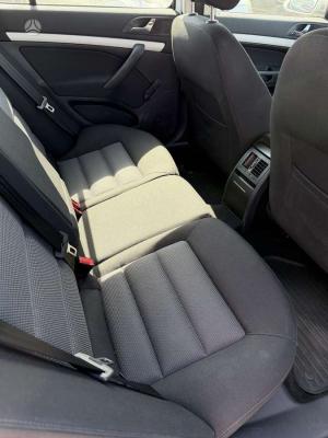 Grey Skoda Octavia 2007 in Kaunas, with an engine capacity of 1.90 L and mileage of 287 thousand km for 2250 €, photo 8 on AUTOMOTO.COM.LV