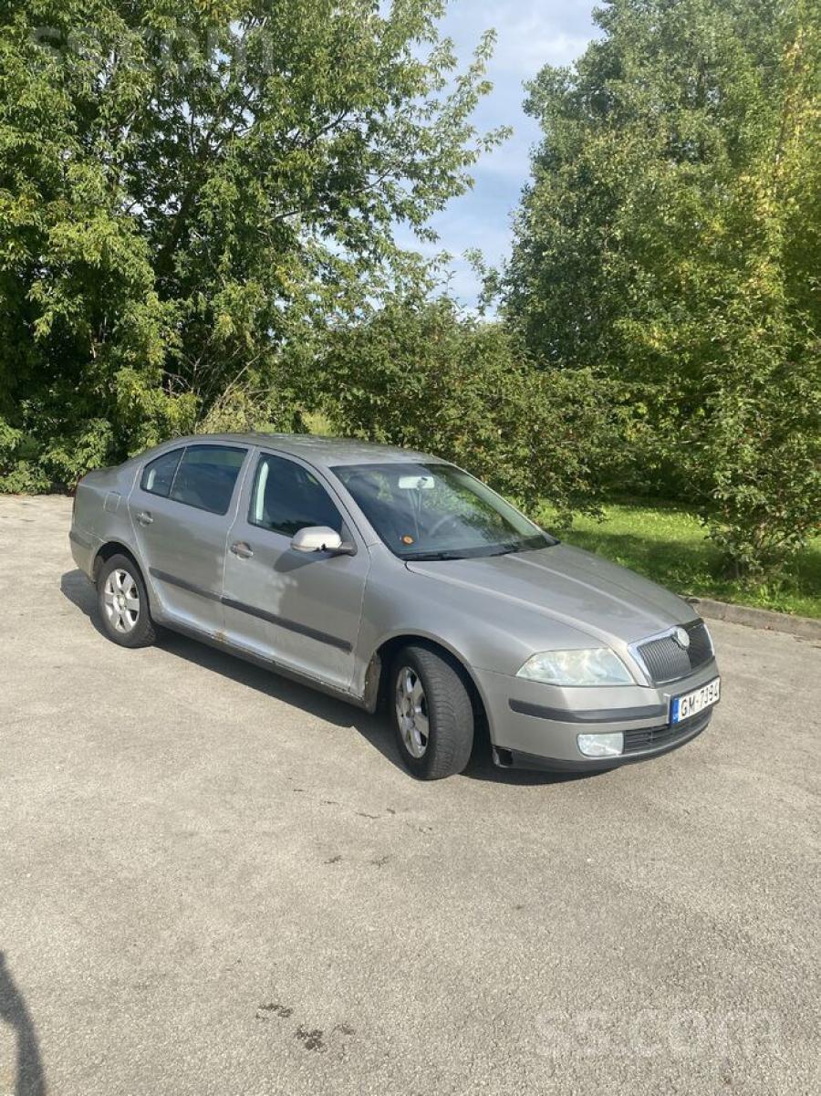 Grey Skoda Octavia 2007 in Riga, with an engine capacity of 2.00 L and mileage of 350 thousand km for 1000 €, photo 3 on AUTOMOTO.COM.LV