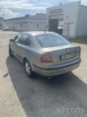 Grey Skoda Octavia 2007 in Riga, with an engine capacity of 2.00 L and mileage of 350 thousand km for 1000 €, photo 5 on AUTOMOTO.COM.LV