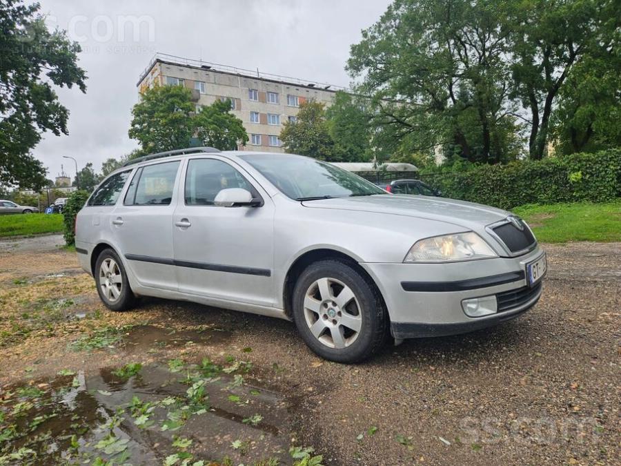Grey Skoda Octavia 2007 in Riga, with an engine capacity of 2.00 L and mileage of 337 thousand km for 1680 €, photo 3 on AUTOMOTO.COM.LV
