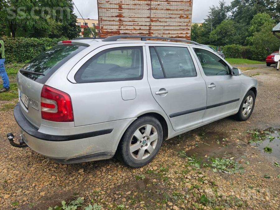 Grey Skoda Octavia 2007 in Riga, with an engine capacity of 2.00 L and mileage of 337 thousand km for 1680 €, photo 5 on AUTOMOTO.COM.LV