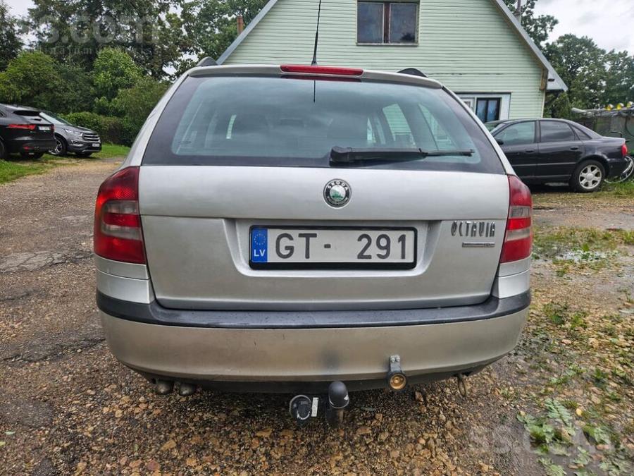 Grey Skoda Octavia 2007 in Riga, with an engine capacity of 2.00 L and mileage of 337 thousand km for 1680 €, photo 6 on AUTOMOTO.COM.LV