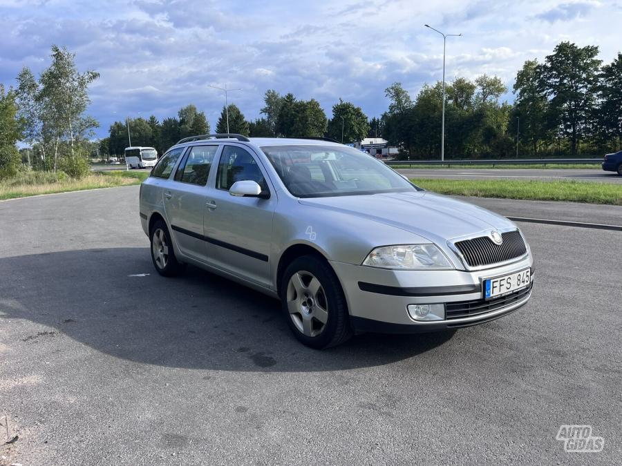 Pelēks Skoda Octavia 2007 Viļņa, ar dzinēja tilpumu 1.90 L un nobraukumu 230 tūkst. km par 1777 €, foto 3 vietnē AUTOMOTO.COM.LV