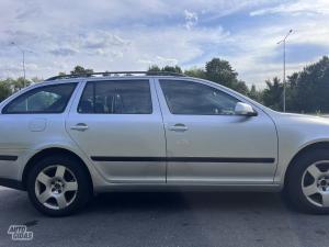 Pelēks Skoda Octavia 2007 Viļņa, ar dzinēja tilpumu 1.90 L un nobraukumu 230 tūkst. km par 1777 €, foto 4 vietnē AUTOMOTO.COM.LV