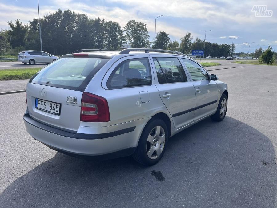 Pelēks Skoda Octavia 2007 Viļņa, ar dzinēja tilpumu 1.90 L un nobraukumu 230 tūkst. km par 1777 €, foto 5 vietnē AUTOMOTO.COM.LV