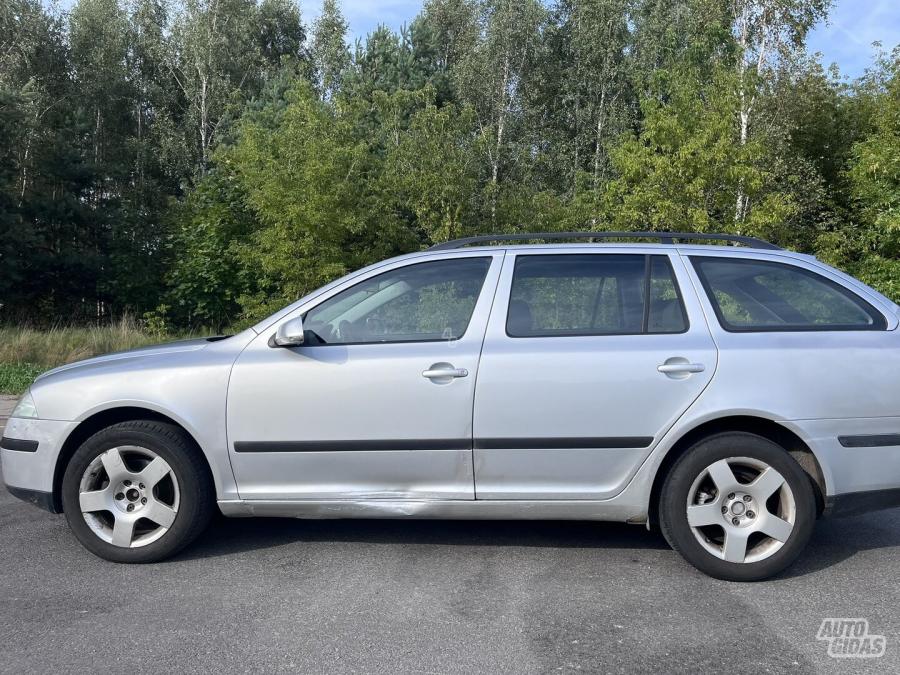 Pelēks Skoda Octavia 2007 Viļņa, ar dzinēja tilpumu 1.90 L un nobraukumu 230 tūkst. km par 1777 €, foto 7 vietnē AUTOMOTO.COM.LV