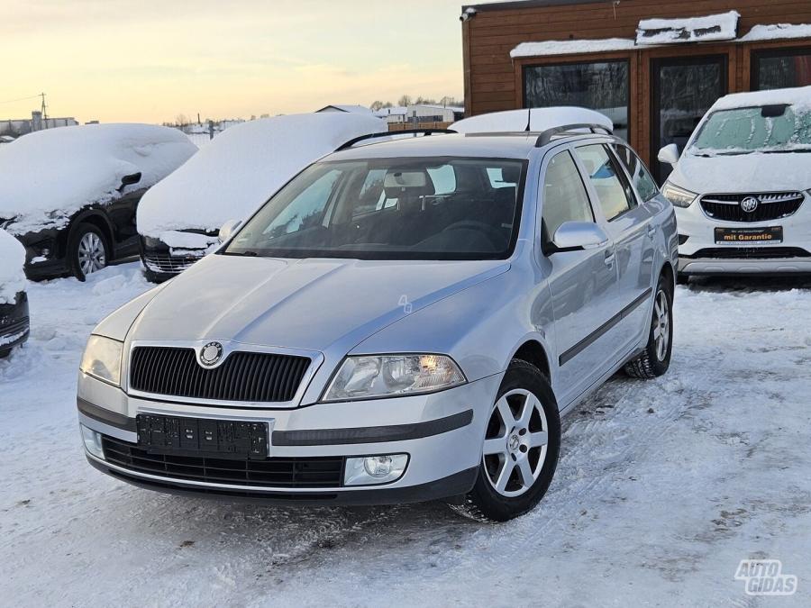 Grey Skoda Octavia 2008 in Kluonaliai, with an engine capacity of 1.90 L and mileage of 270 thousand km for 2999 €, photo 1 on AUTOMOTO.COM.LV