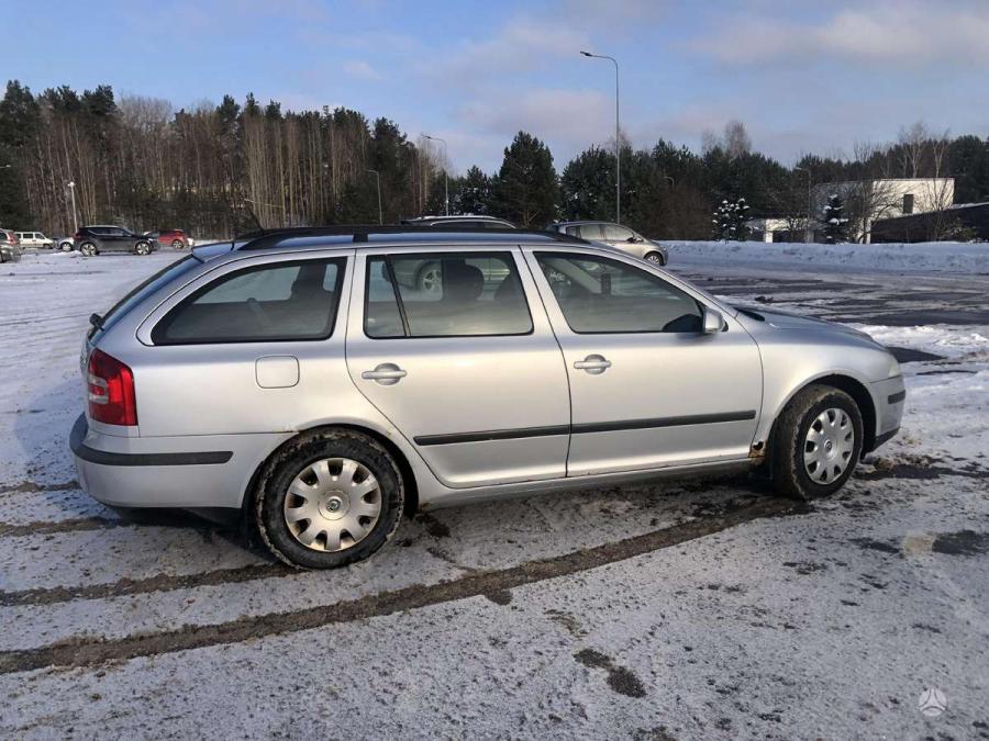 Grey Skoda Octavia 2008 in Vilnius, with an engine capacity of 1.90 L and mileage of 257 thousand km for 1500 €, photo 5 on AUTOMOTO.COM.LV