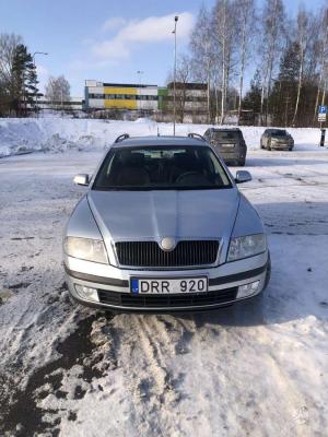 Grey Skoda Octavia 2008 in Vilnius, with an engine capacity of 1.90 L and mileage of 257 thousand km for 1500 €, photo 8 on AUTOMOTO.COM.LV