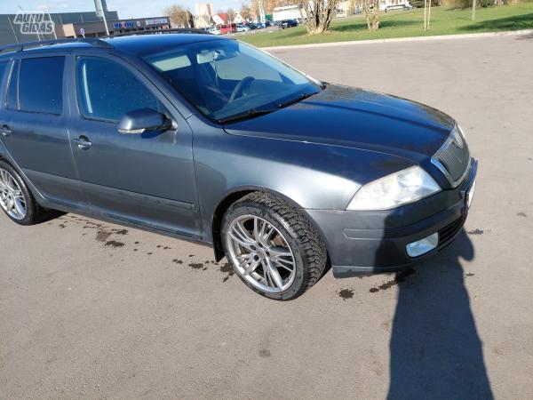 Grey Skoda Octavia 2008 in Panevezys, with an engine capacity of 1.90 L and mileage of 336 thousand km for 1150 €, photo 3 on AUTOMOTO.COM.LV