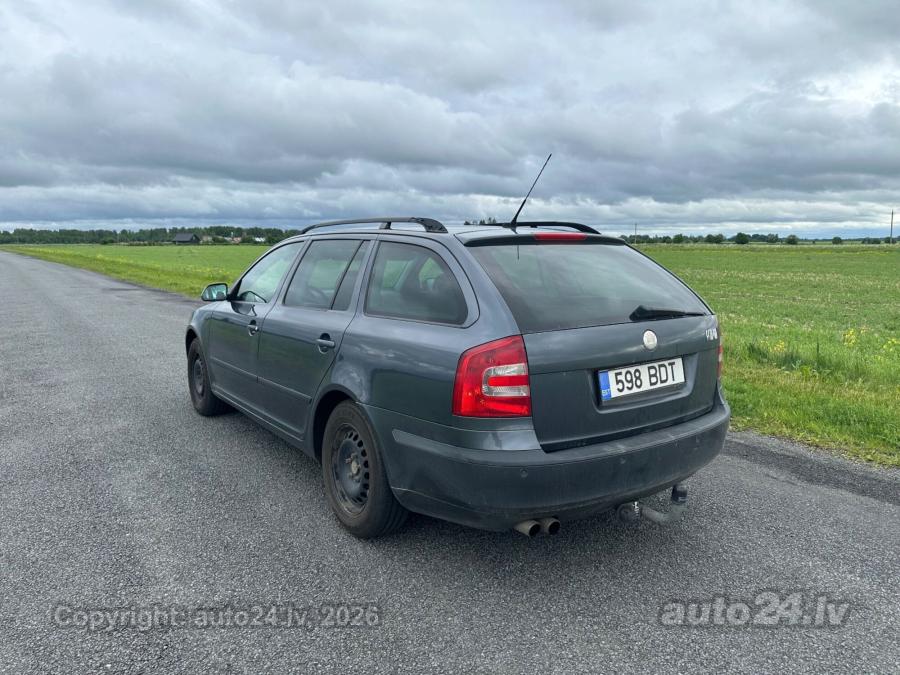 Pelēks Skoda Octavia 2008 Tallina, ar dzinēja tilpumu 2.00 L un nobraukumu 350 tūkst. km par 1699 €, foto 5 vietnē AUTOMOTO.COM.LV