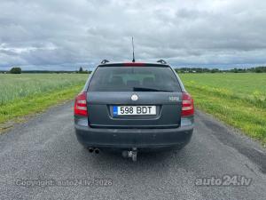 Pelēks Skoda Octavia 2008 Tallina, ar dzinēja tilpumu 2.00 L un nobraukumu 350 tūkst. km par 1699 €, foto 15 vietnē AUTOMOTO.COM.LV