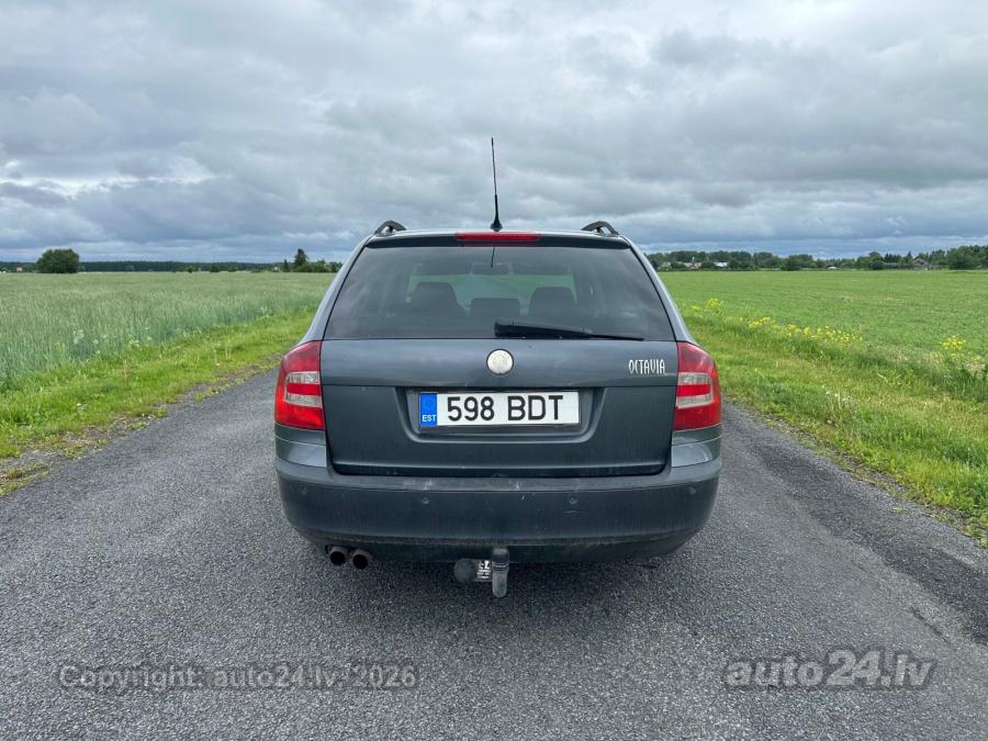Pelēks Skoda Octavia 2008 Tallina, ar dzinēja tilpumu 2.00 L un nobraukumu 350 tūkst. km par 1699 €, foto 15 vietnē AUTOMOTO.COM.LV