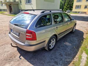 Pelēks Skoda Octavia 2008 Elva, ar dzinēja tilpumu 1.90 L un nobraukumu 337 tūkst. km par 1200 €, foto 5 vietnē AUTOMOTO.COM.LV