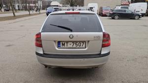 Grey Skoda Octavia 2008 in Riga, with an engine capacity of 2.00 L and mileage of 272 thousand km for 2250 €, photo 7 on AUTOMOTO.COM.LV