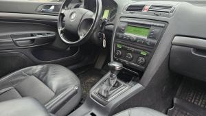 Grey Skoda Octavia 2008 in Riga, with an engine capacity of 2.00 L and mileage of 272 thousand km for 2250 €, photo 15 on AUTOMOTO.COM.LV