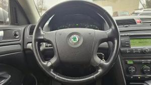 Pelēks Skoda Octavia 2008 Rīga, ar dzinēja tilpumu 2.00 L un nobraukumu 272 tūkst. km par 1950 €, foto 13 vietnē AUTOMOTO.COM.LV