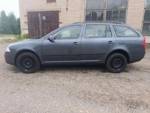 Pelēks Skoda Octavia 2008 Rokiškis, ar dzinēja tilpumu 1.90 L un nobraukumu 175 tūkst. km par 2700 €, foto 3 vietnē AUTOMOTO.COM.LV
