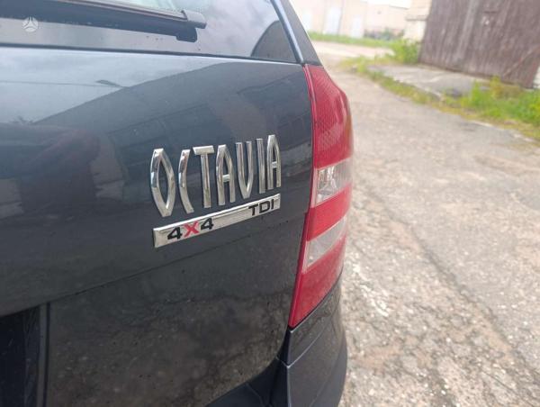 Pelēks Skoda Octavia 2008 Rokiškis, ar dzinēja tilpumu 1.90 L un nobraukumu 175 tūkst. km par 2700 €, foto 9 vietnē AUTOMOTO.COM.LV