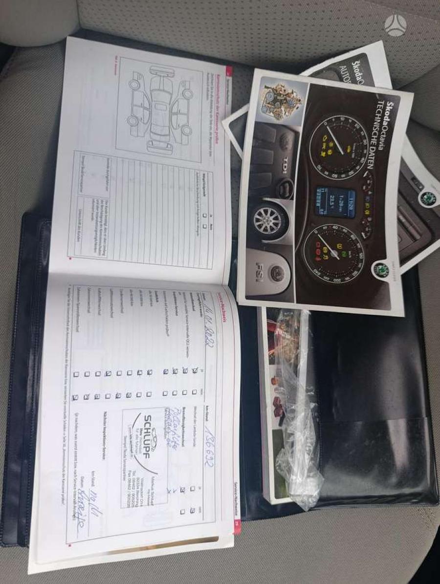 Pelēks Skoda Octavia 2008 Rokiškis, ar dzinēja tilpumu 1.90 L un nobraukumu 175 tūkst. km par 2700 €, foto 15 vietnē AUTOMOTO.COM.LV