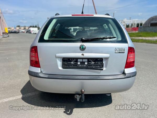 Grey Skoda Octavia 2008 in Tartu, with an engine capacity of 0.00 L and mileage of 330 thousand km for 2500 €, photo 6 on AUTOMOTO.COM.LV