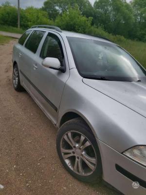 Pelēks Skoda Octavia 2008 Utena, ar dzinēja tilpumu 1.90 L un nobraukumu 333 tūkst. km par 1100 €, foto 3 vietnē AUTOMOTO.COM.LV