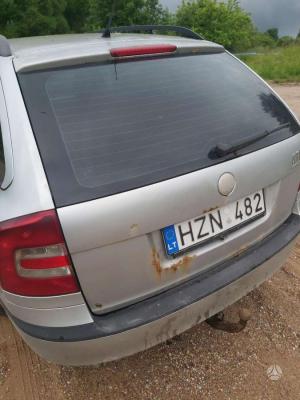Pelēks Skoda Octavia 2008 Utena, ar dzinēja tilpumu 1.90 L un nobraukumu 333 tūkst. km par 1100 €, foto 6 vietnē AUTOMOTO.COM.LV