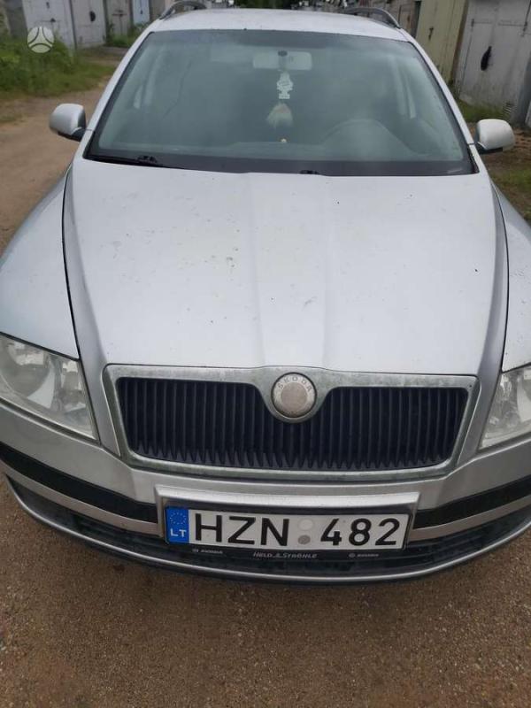 Pelēks Skoda Octavia 2008 Utena, ar dzinēja tilpumu 1.90 L un nobraukumu 333 tūkst. km par 1100 €, foto 7 vietnē AUTOMOTO.COM.LV